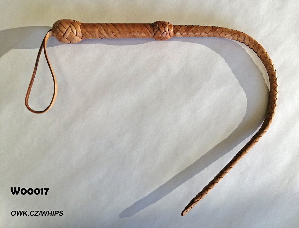 LEATHER WHIPS - MADE IN OWK